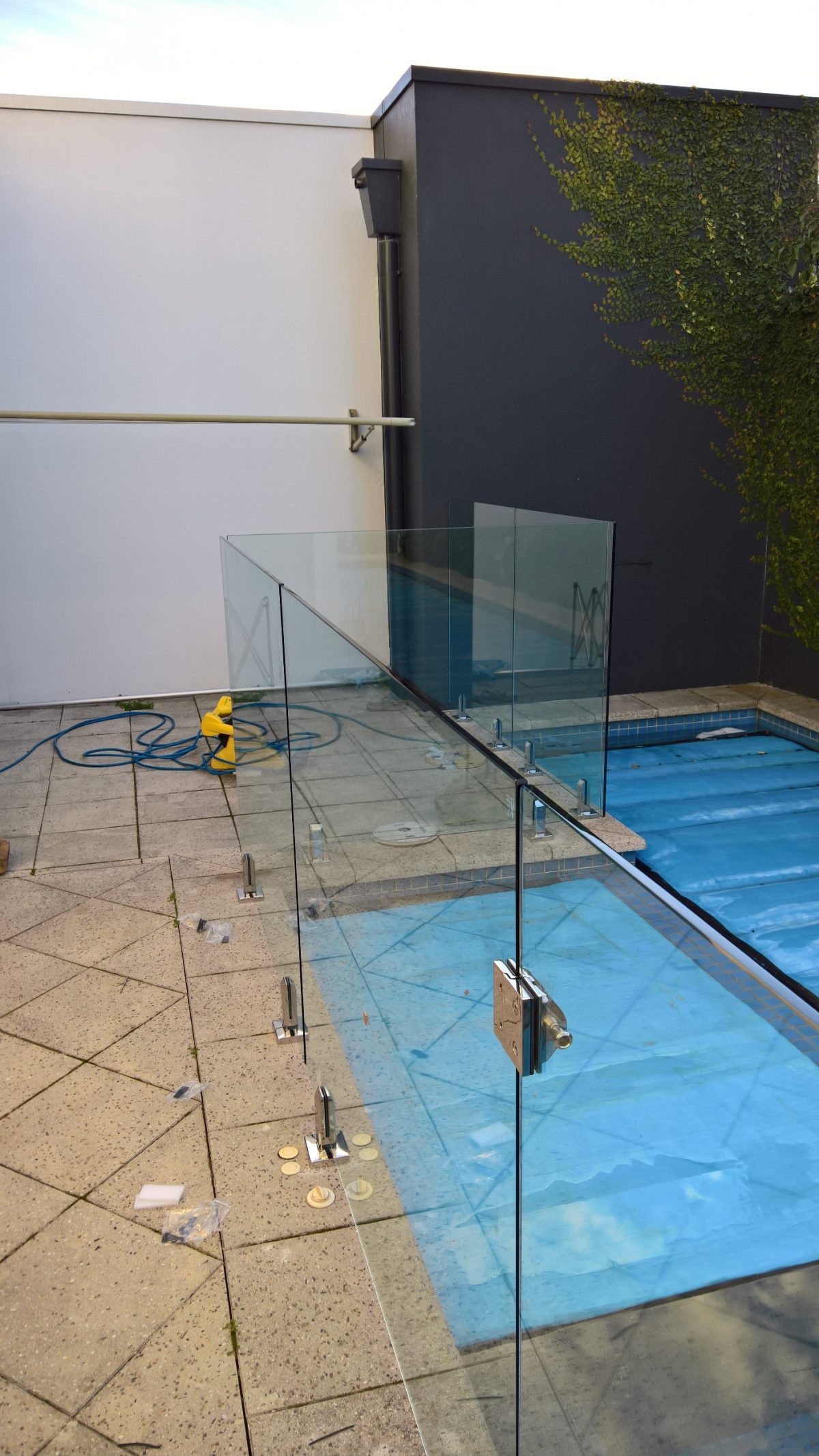 Frameless Pool Fencing | Glass Balustrade Tasmania DIY
